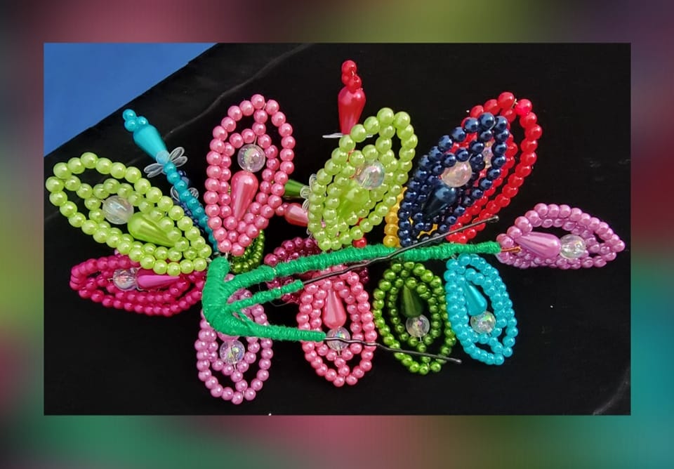 Tembleques de Colores- Hecho en Panamá ( 2 piezas) – Panamanian Folklore